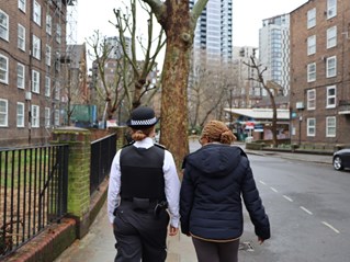 Metropolitan Police: Walk & Talk | SW9